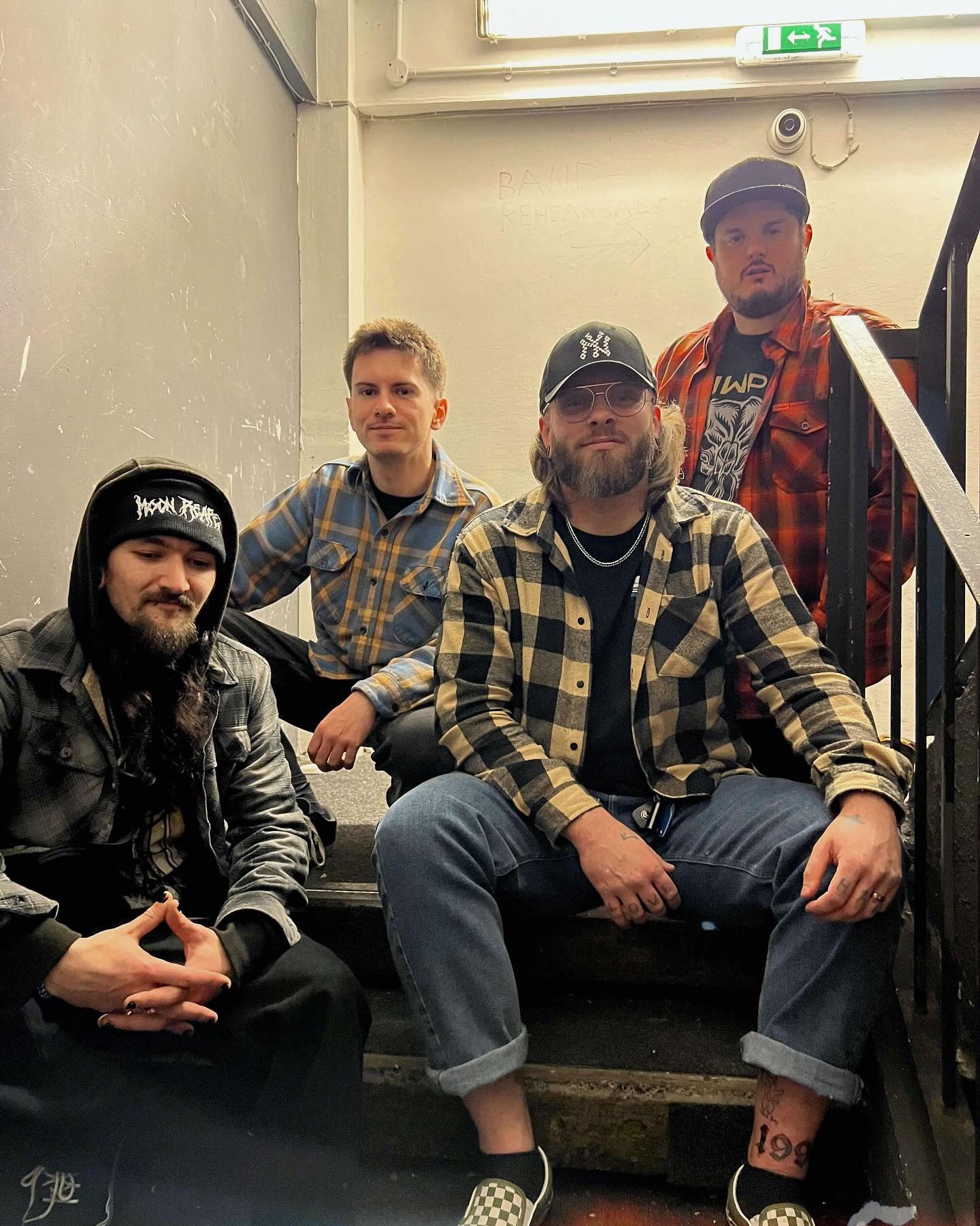 Artist Profile: The Modern Rogues | Country Music UK