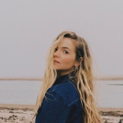 Artist Profile: Hannah Jane Lewis | Country Music
